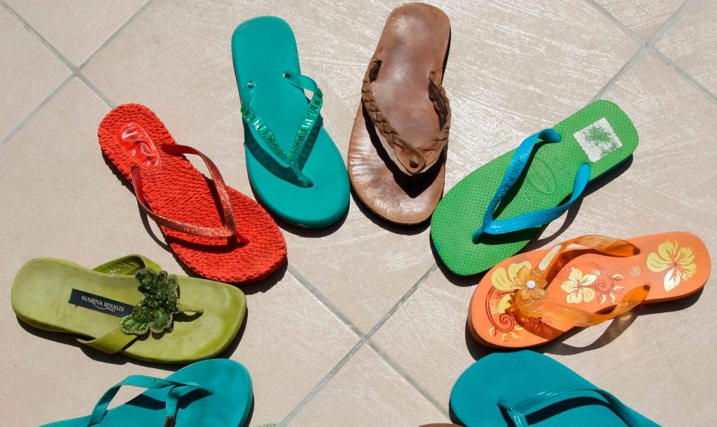 Impacto del Uso de Chanclas: ¿Es Malo Caminar con Chanclas?
